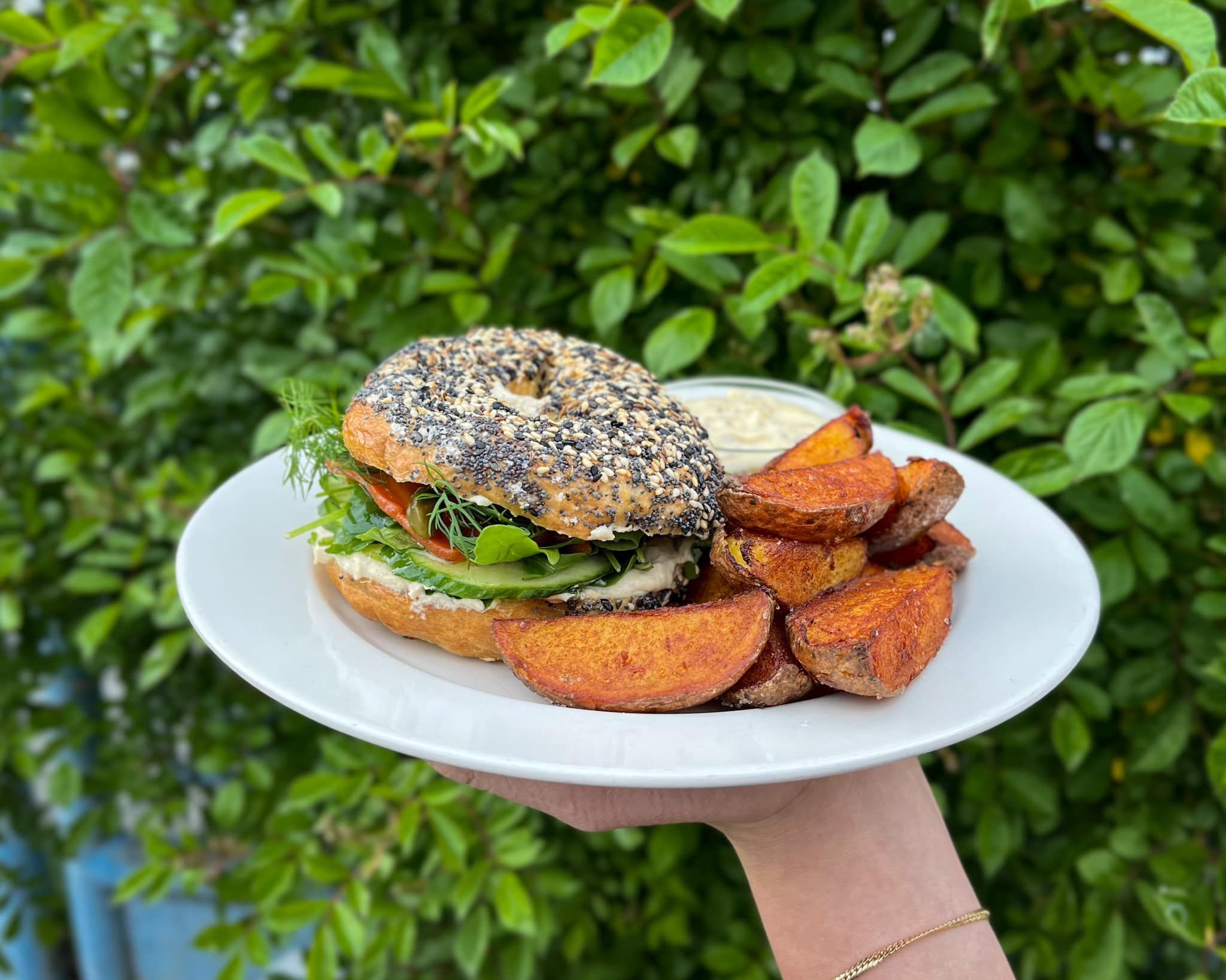 Get EATERNIA- main course Munch and save quality food at a discount ...